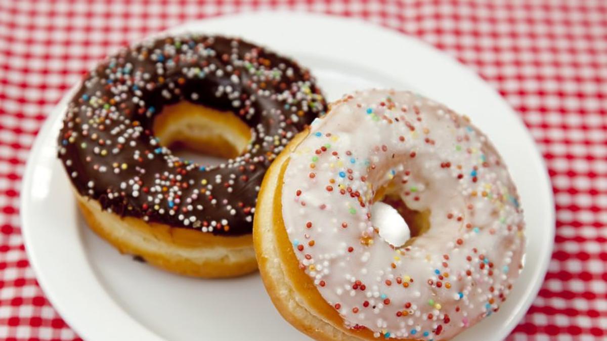 Oponki, czyli pączki z dziurką Oponki, czyli pączki z dziurką